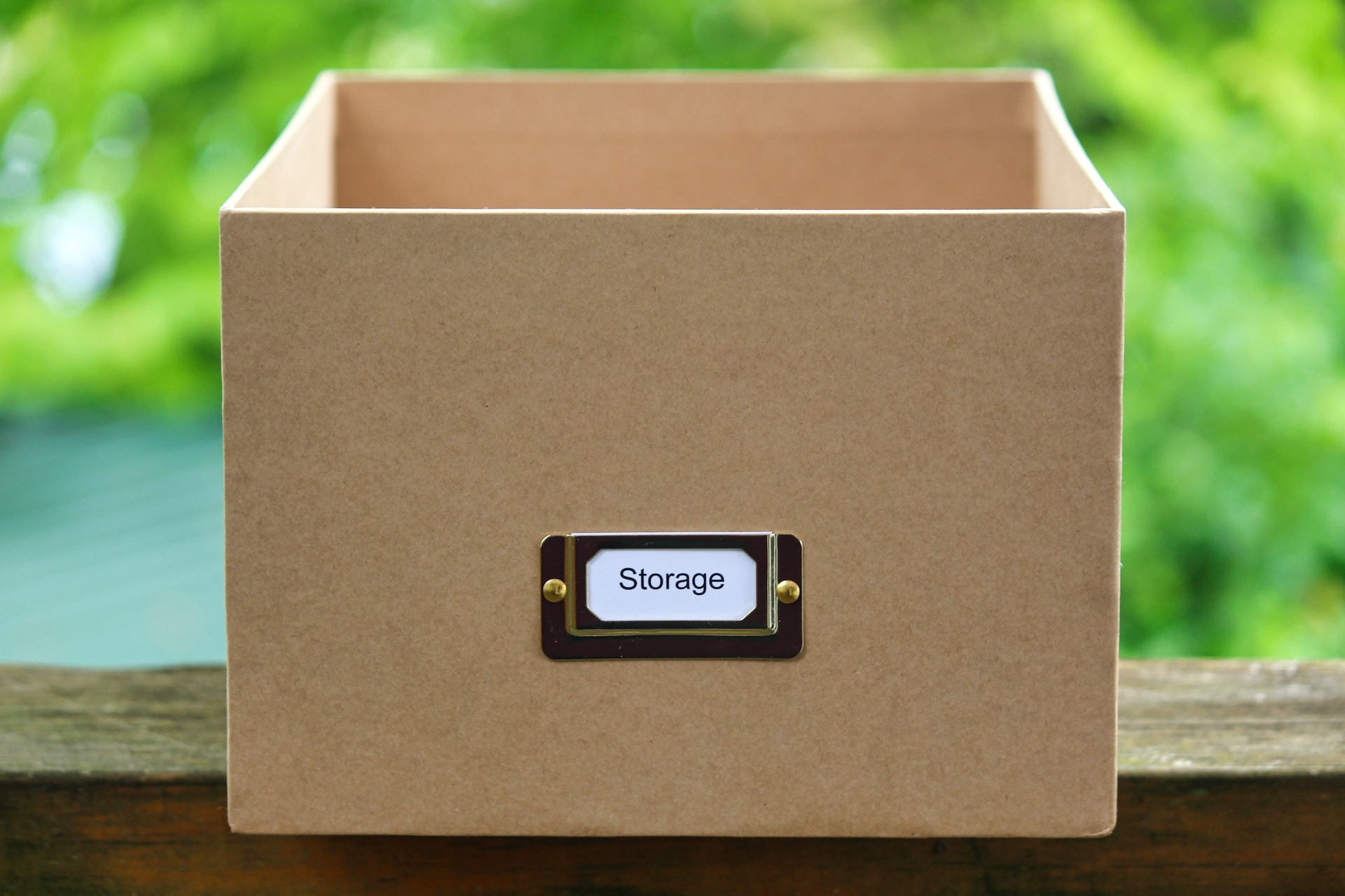 How to use Local Storage in Next.js | CodingDeft.com